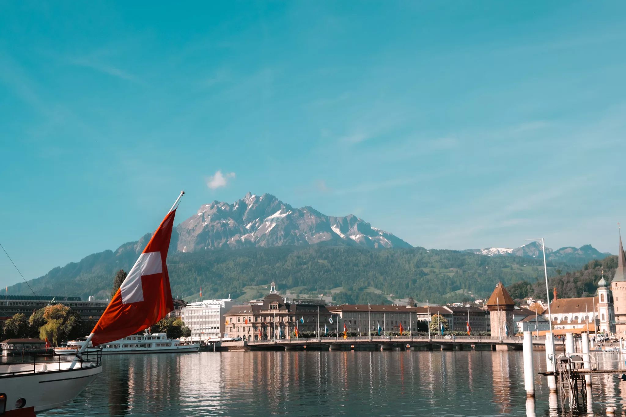 Should I visit Lucerne or Interlaken? - Passport Nomads